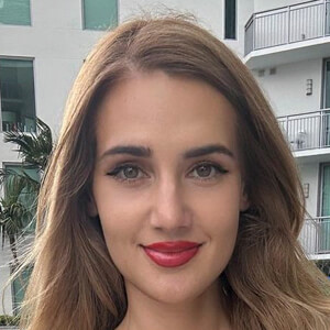 Natalija Ugrina (Instagram Star) - Age, Birthday, Bio, Facts, Family, Net Worth, Height & More ...